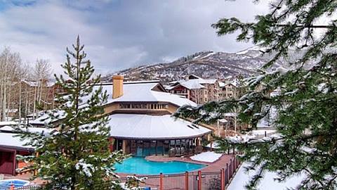 Trappeurs Lodge at Trappeurs Crossing